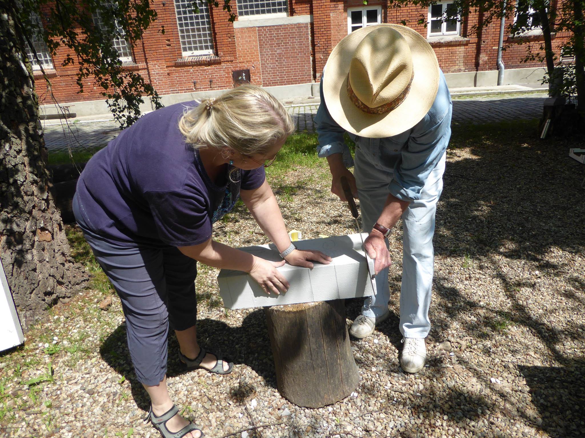 Bildhauer-Workshop mit Volker Linn – Schule der PHANTASIE e. V.
